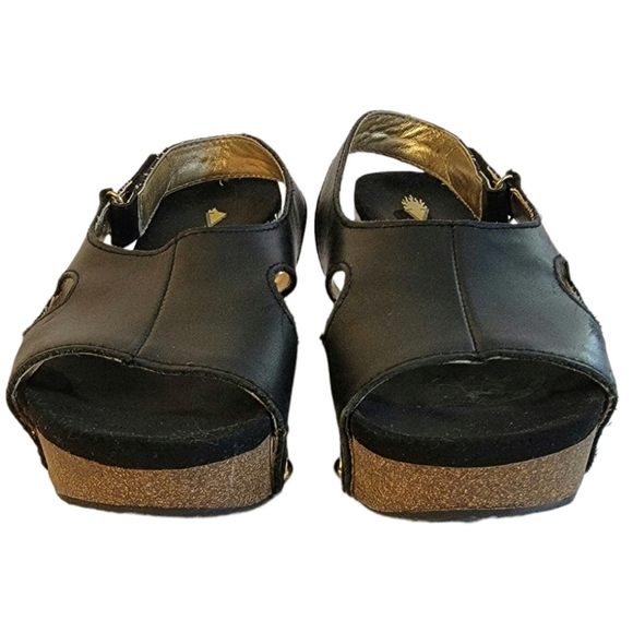 Volatile | Shoes | Volatile Black Platform Sandals Size 8 | Poshmark